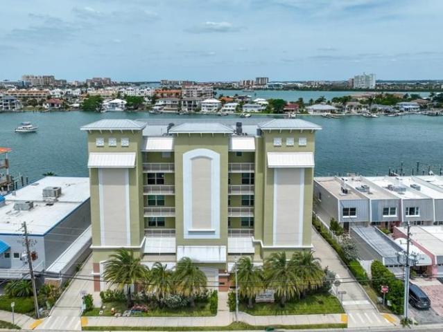 706 Bayway Blvd #501, Clearwater Beach, FL 33767
