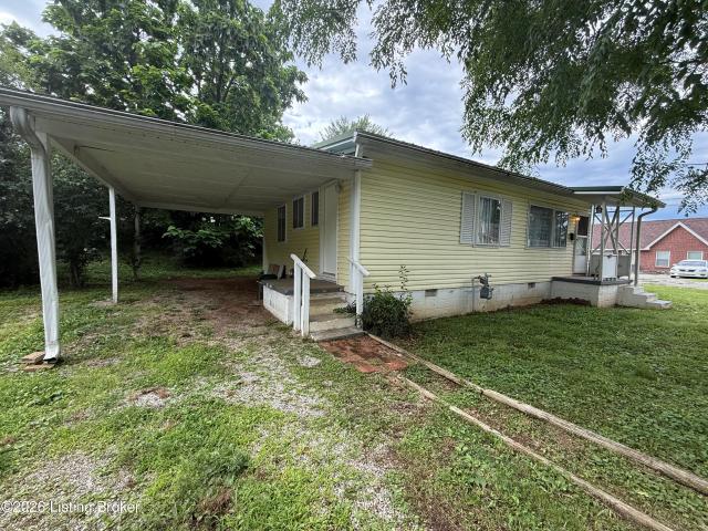 706 Bland St