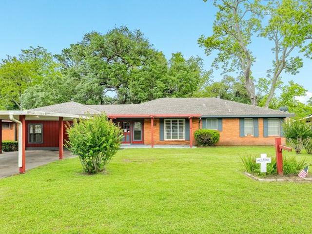 706 Brockman St, Sweeny, TX 77480