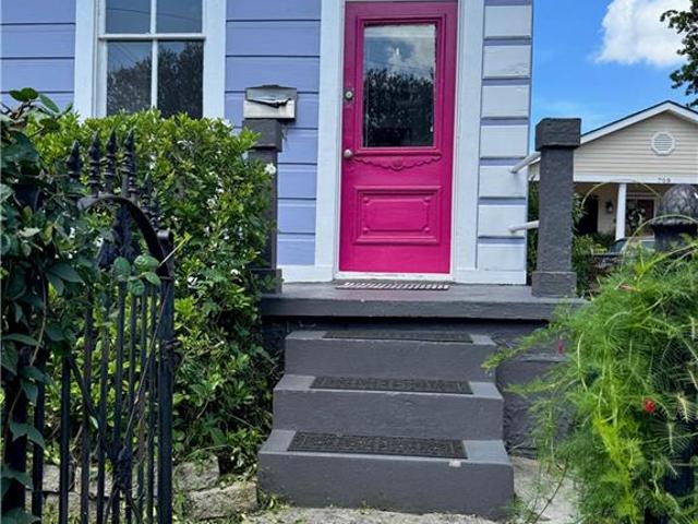 706 General Taylor Street