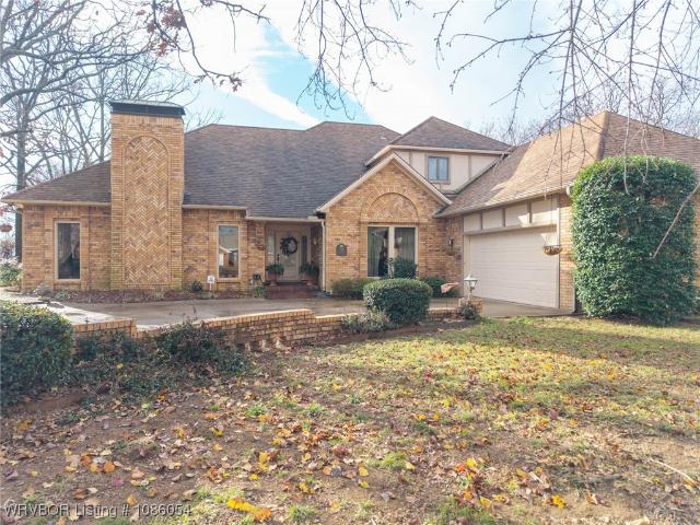 706 E Taylor Drive