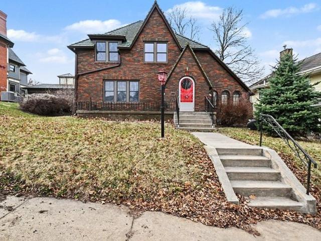 706 E Reed St, Red Oak, IA 51566