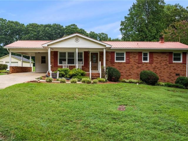 706 Fairwood Trail