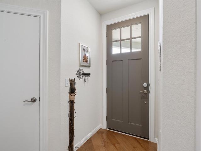 706 Kitty Hawk Rd