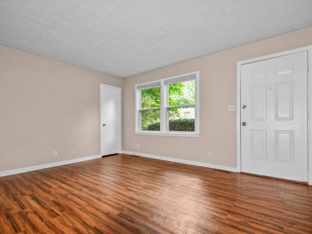 706 Kingsbury Drive