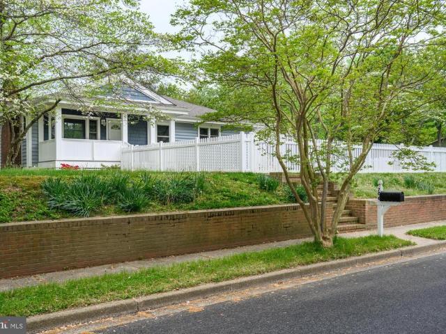 706 High Street