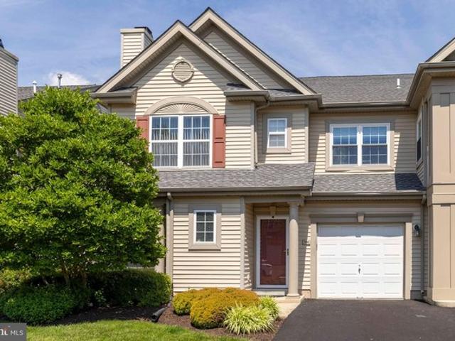 706 Julian Dr W Unit W, Warwick, PA 18974