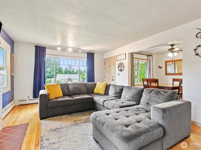 706 N 16th Avenue