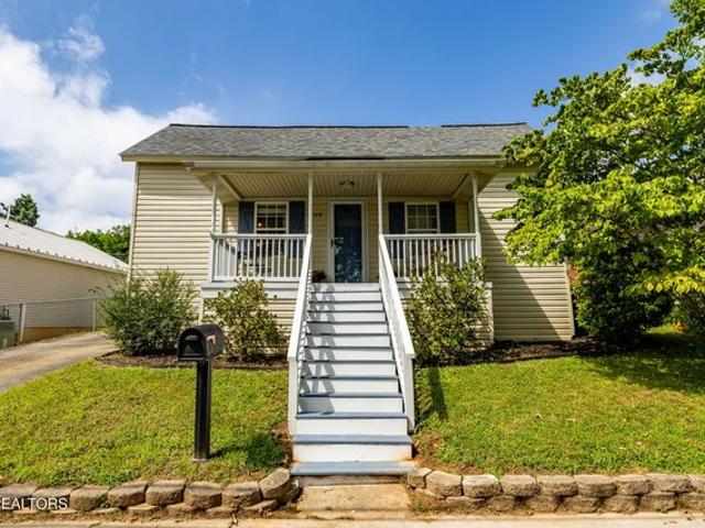 706 N C St, Lenoir City, TN 37771