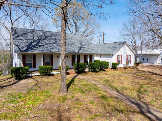 706 N Ridgeview Drive