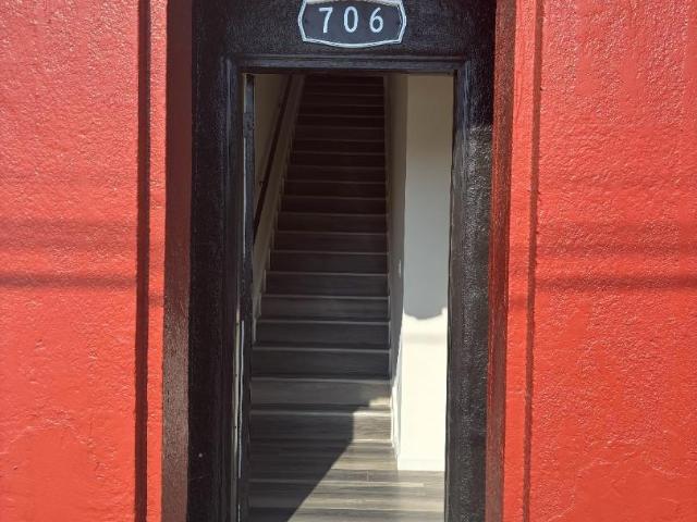 706 N San Mateo Drive