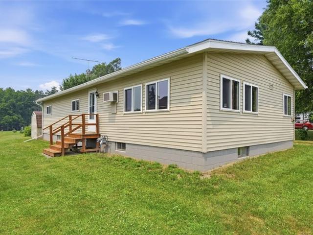 706 N Stone St, Augusta, WI 54722