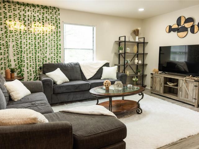 706 Navidad St, Bryan, TX 77801 | MLS #25013 | Compass