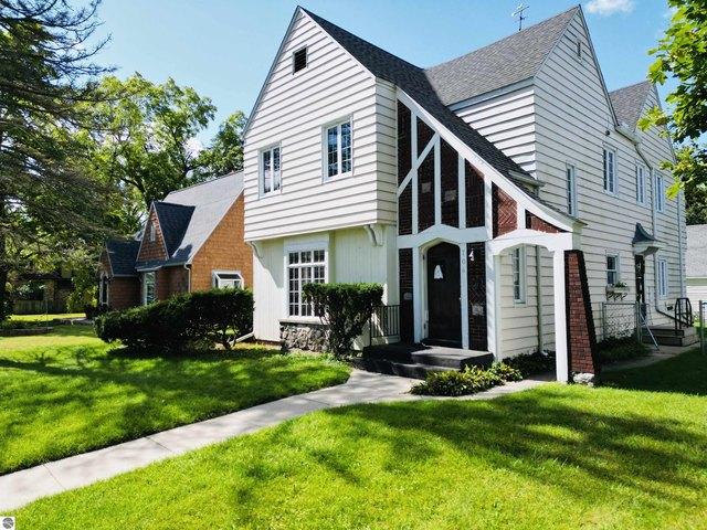 706 S Arnold St, Mount Pleasant, MI 48858