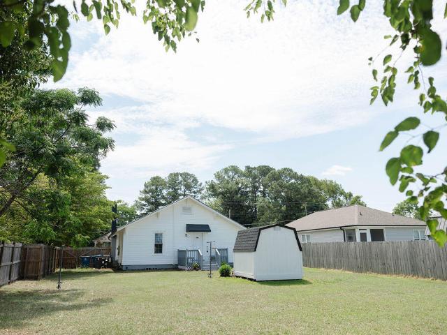 706 S Magnolia