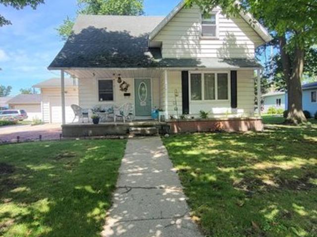 706 S Main St, Nappanee, IN 46550