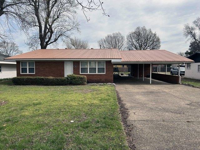 706 Smith St, Malden, MO 63863