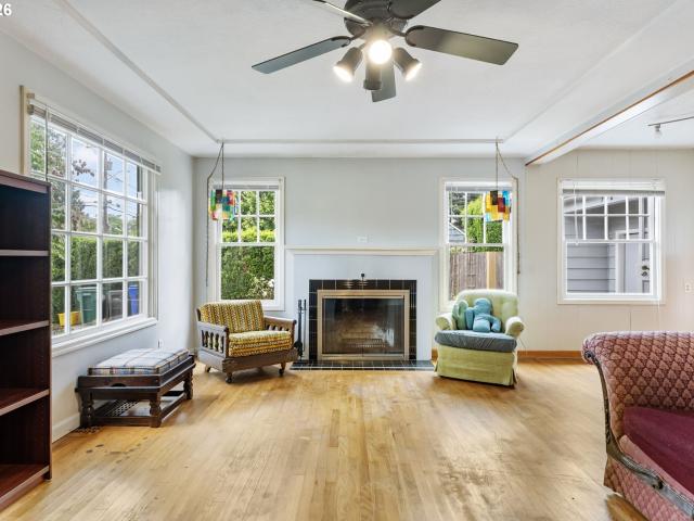 706 SE 135TH AVE