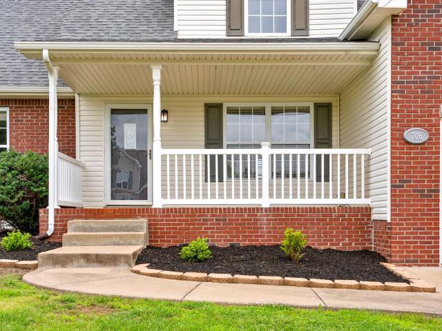706 Shamrock Ct