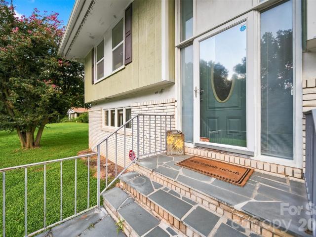 706 Springdale Road