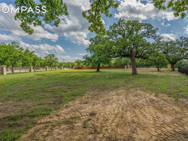 706 Sutton Ln, Copper Canyon, TX