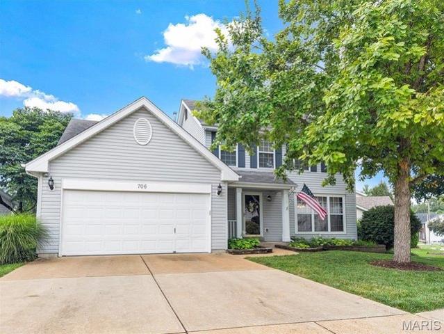 706 Summer Top Cir, Fenton, MO 63026