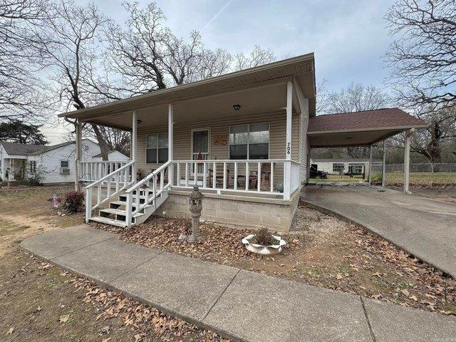 706 Parks St, Mountain View, AR 72560