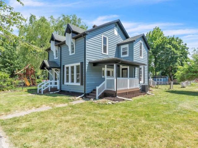 706 Richmond St, Kendallville, IN 46755