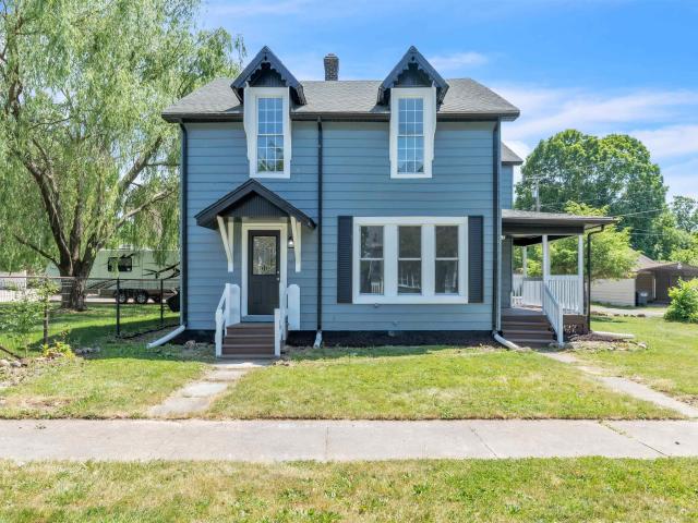 706 Richmond Street