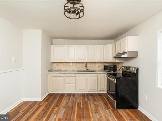 706 W 14Th Street