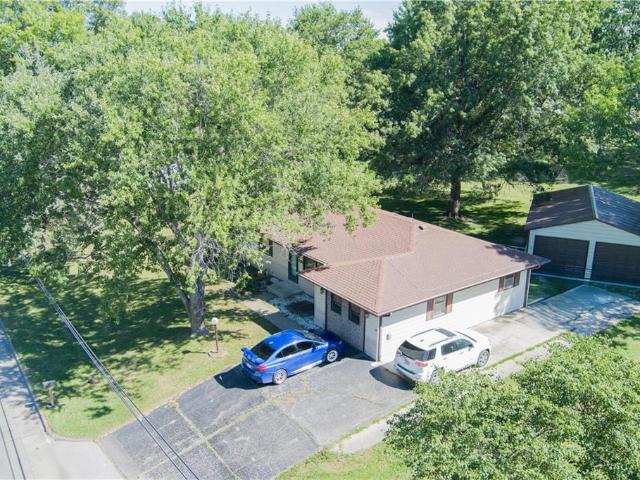 706 W 16th Street