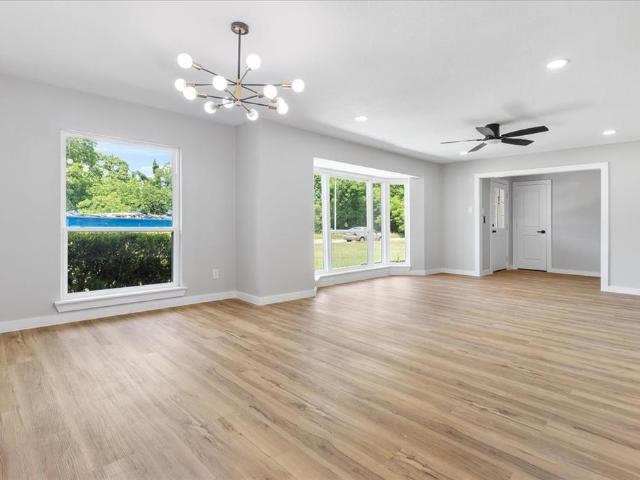 706 W Five Mile Parkway