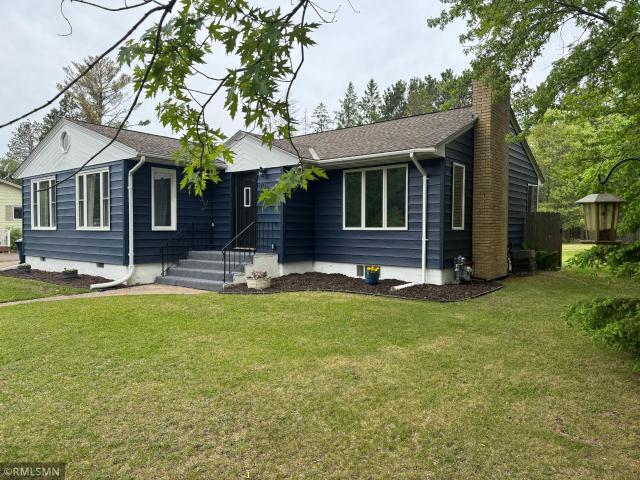 706 W Forest Avenue