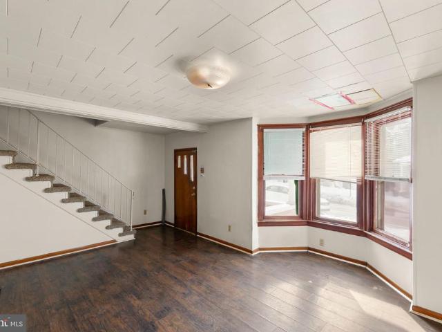 706 W King Street
