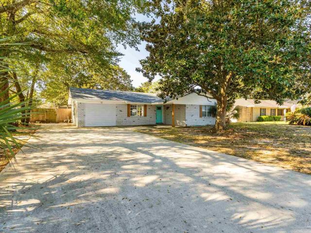 706 Whippoorwill Ln, Destin, FL 32541 | MLS #667694 | Compass