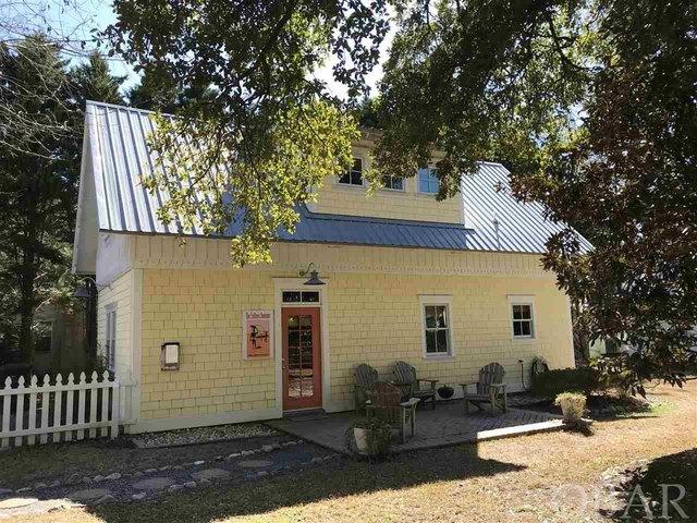 706 Wingina Ave, Manteo, NC 27954