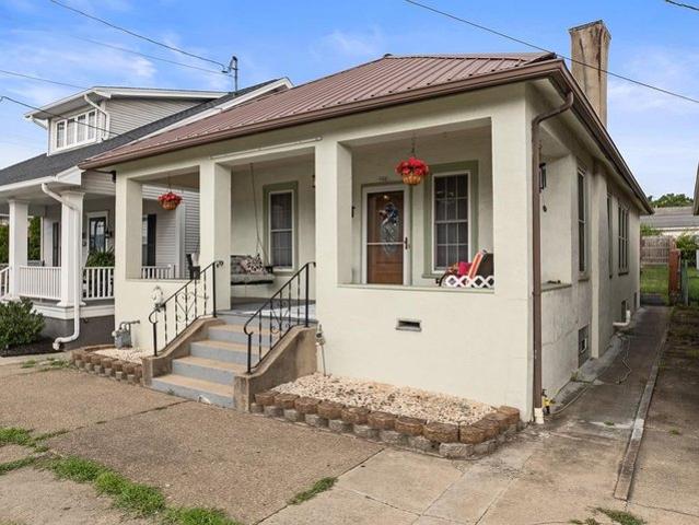 706 Third St, Moundsville, WV 26041