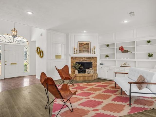 7074 Regalview Cir, Dallas, TX 75248
