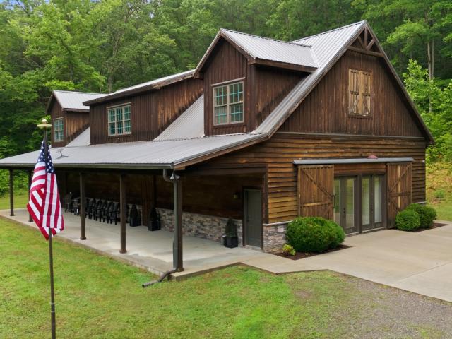 7075 Pinewood Rd