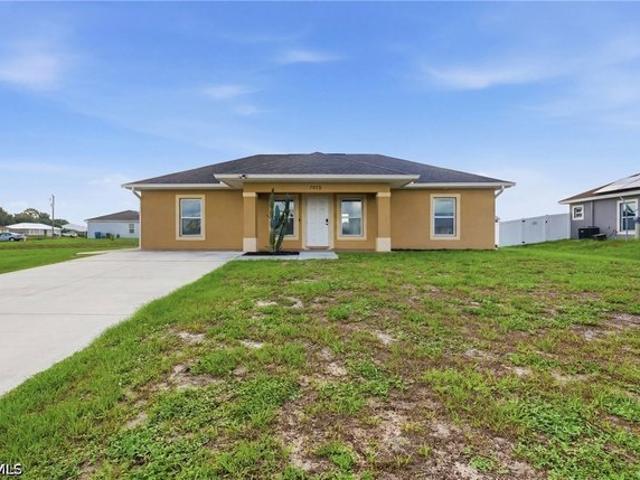 7075 Tide Cir, Labelle, FL 33935