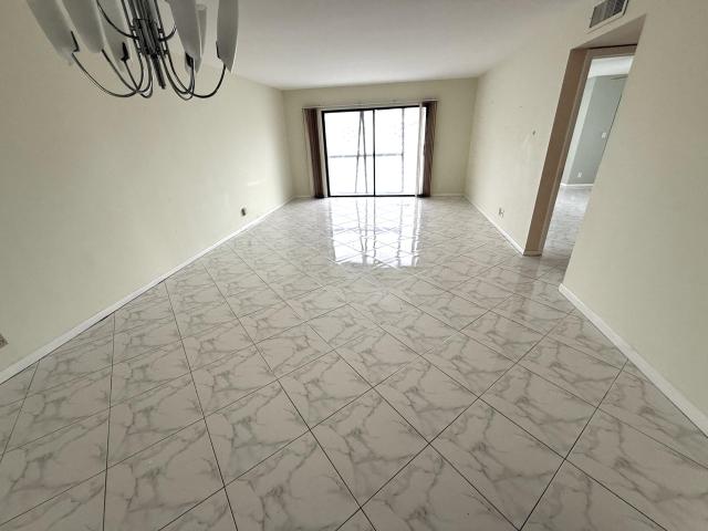 7076 Huntington Ln, Unit 608, Delray Beach, FL 33446 | MLS #B26017