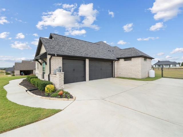 7077 Veal Station Rd, Weatherford, TX 76085 | Compass
