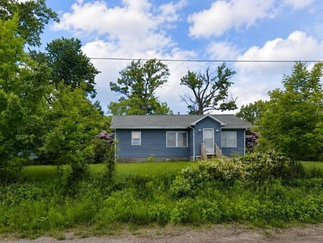 7070 Meridian Dr, Erie, PA 16509