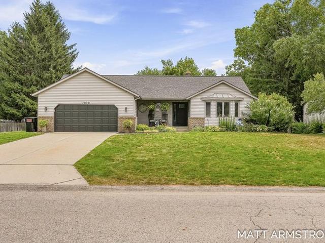 7070 Rolling Hills Dr, Hudsonville, MI 49426