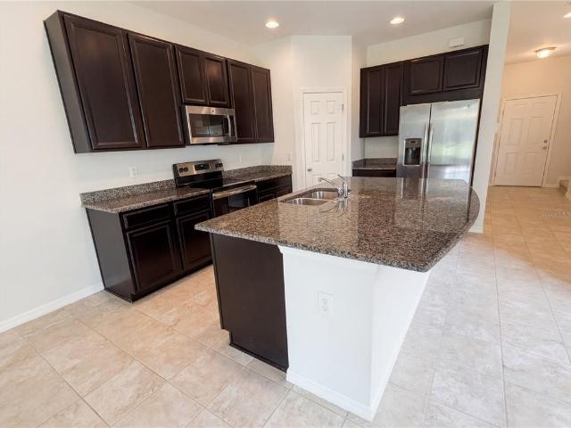 7070 Woodchase Glen Dr, Riverview, FL 33578 | MLS #O6395 | Compass