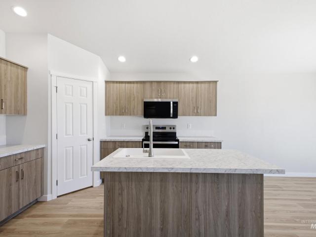 7071 E Shields Dr, Nampa, ID 83687 | MLS #98979