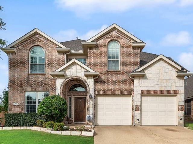 7071 Surfside Ln, Grand Prairie, TX 75054