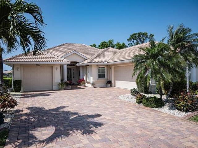 7071 S Lake Dr, Englewood, FL 34224