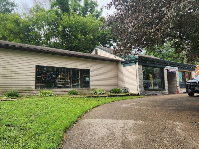 707 1st Street SW