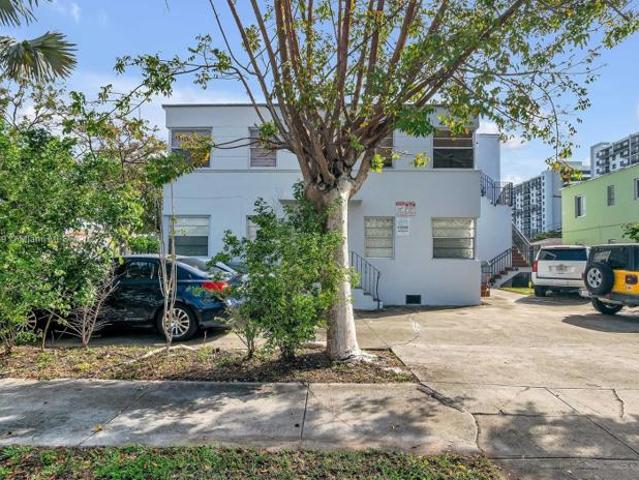 707 21st Ave SW, Miami, FL 33135